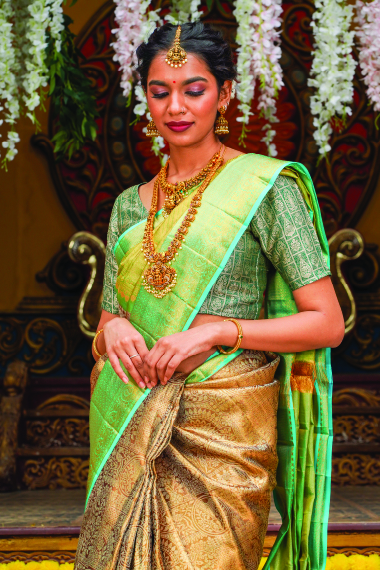 35 Different Saree Draping Styles: From Ancient Roots to Contemporary ...
